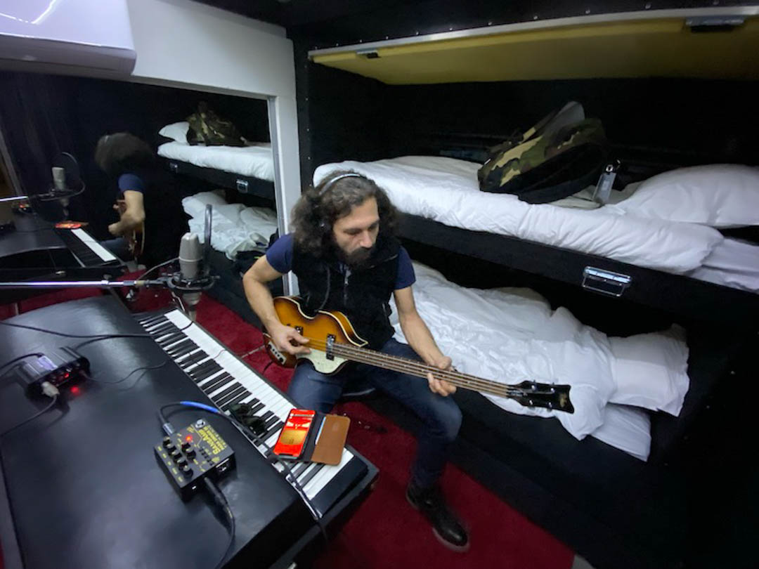 LAGOODVIBE - Solar recording studio on wheels - Photos